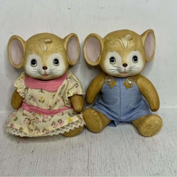 Homco | Accents | Vintage Homco Jointed Porcelain Mice Figurines | Poshmark